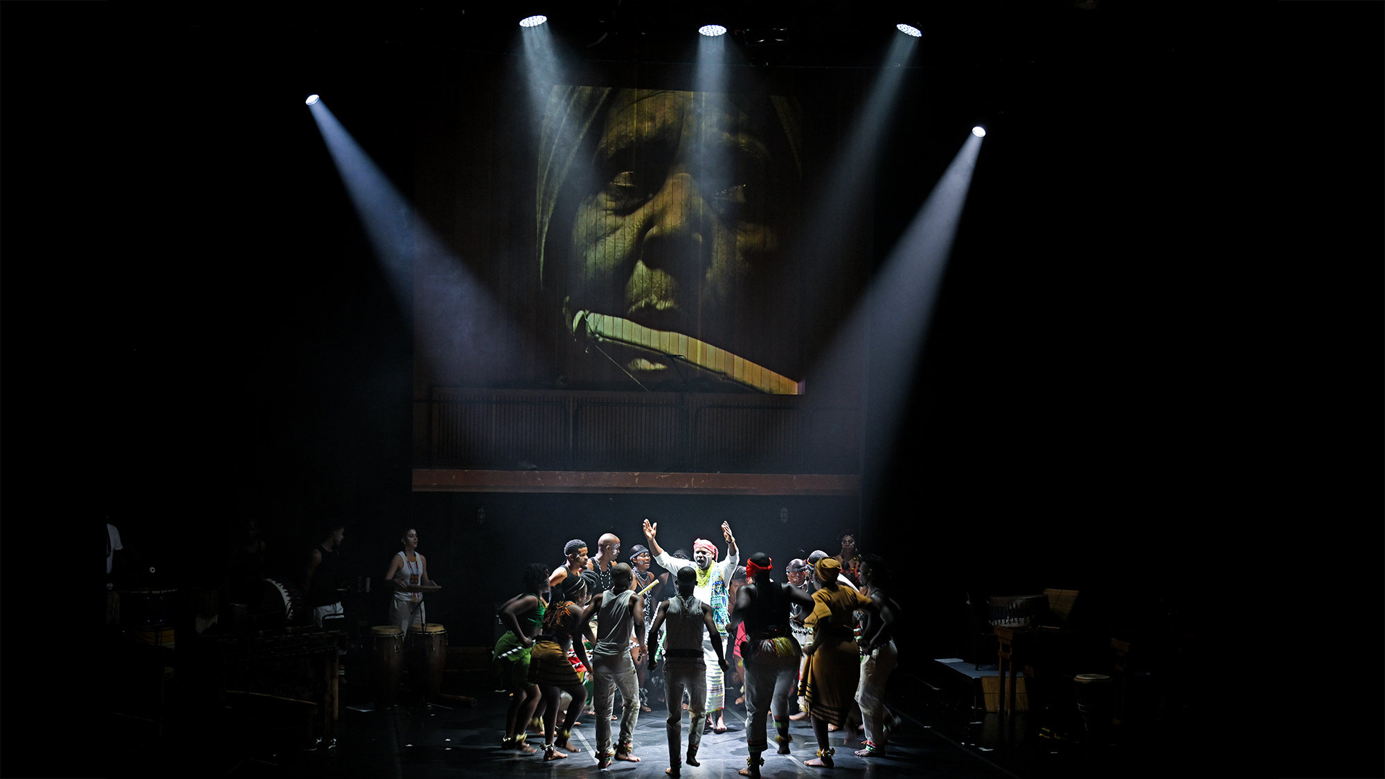 ‘Camagu Dosini’: Honouring Dizu Plaatjies | UCT News