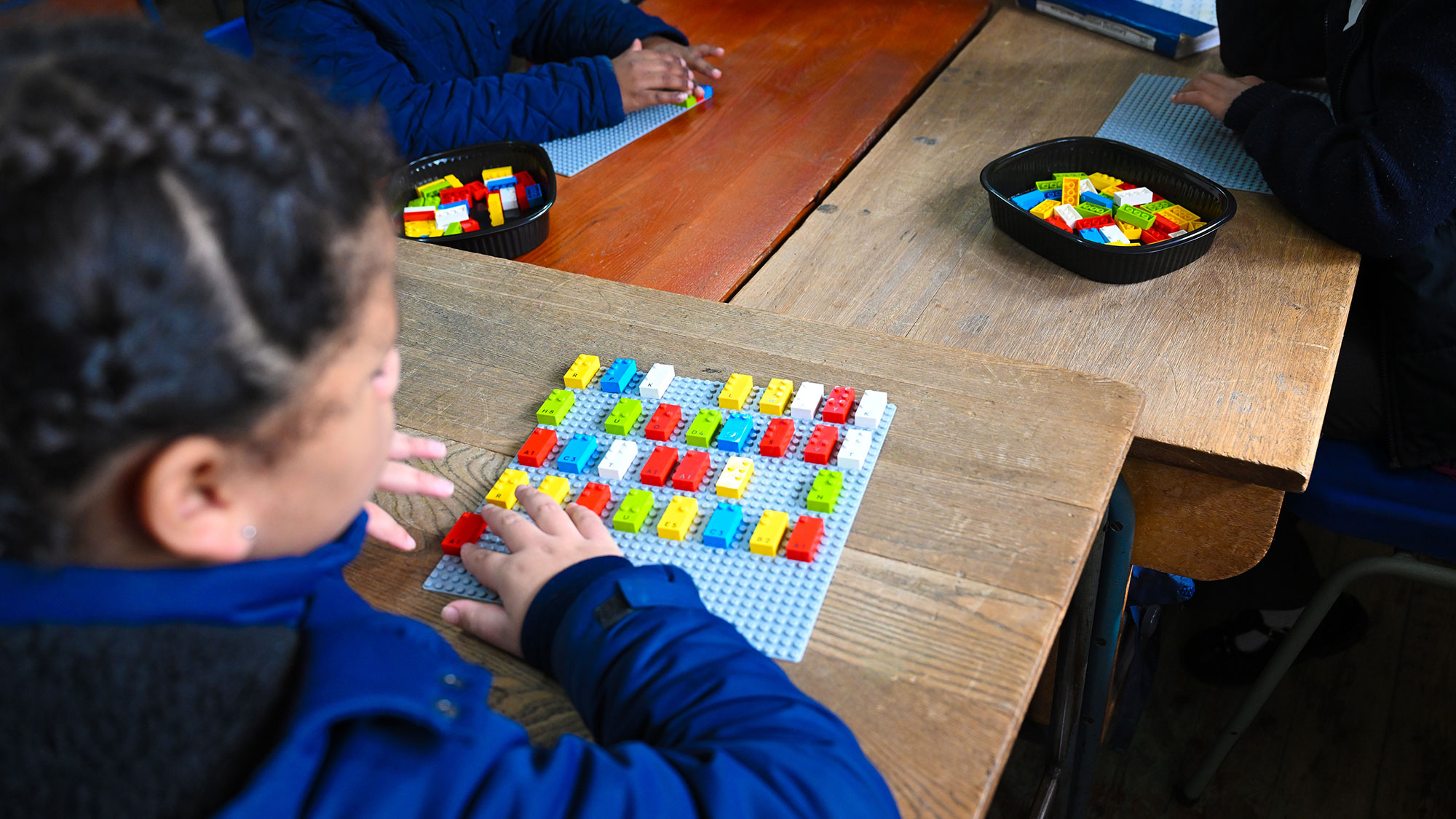 Blind, visually impaired learners use LEGO to learn through play | UCT News