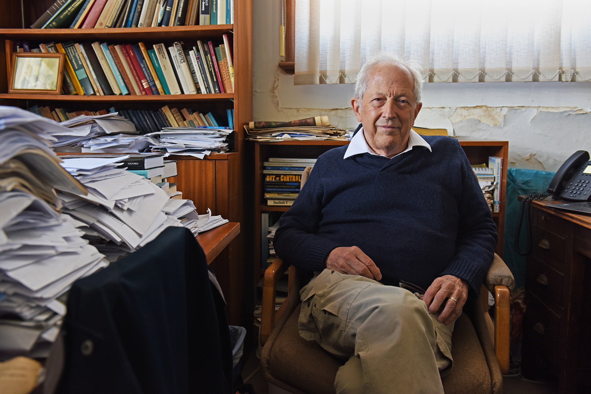 George Ellis honoured with international award | UCT News